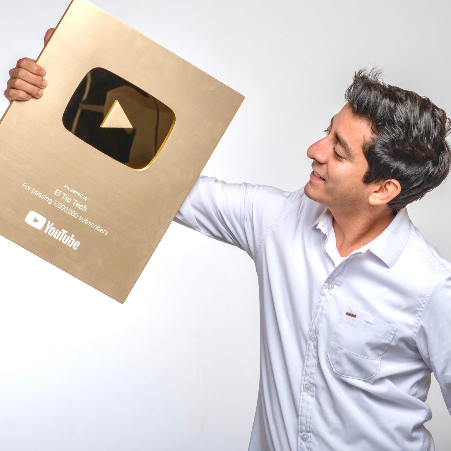 Miguel Vela "El Tío Tech"